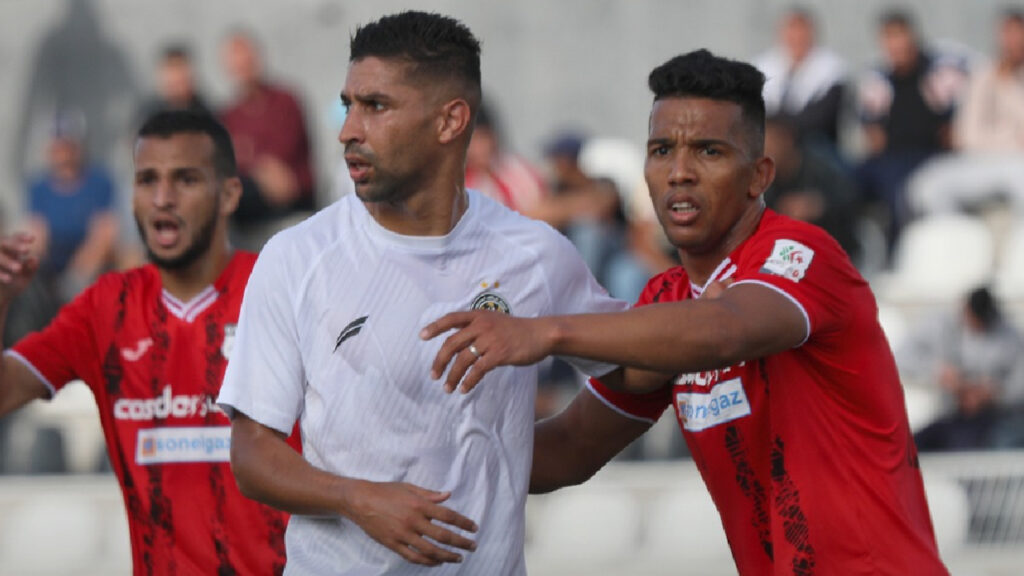 Ligue 1 (8ème journée) : l'ES Sétif perd à domicile face à l'USM Khenchela