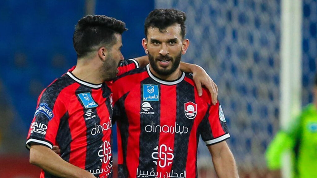 Al Raed-Al Orobah (3-1) : Sayoud double passeur décisif
